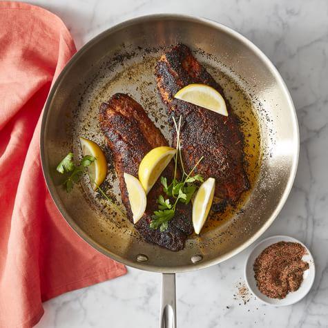 Cajun-Style Blackened Snapper – Bold, Spicy, and Perfectly - Kitchenpedia